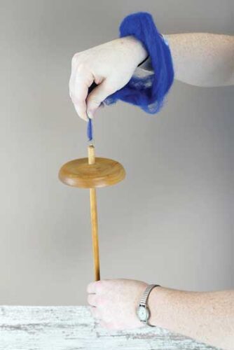 Learn How to Spin Yarn by Hand – Mother Earth News